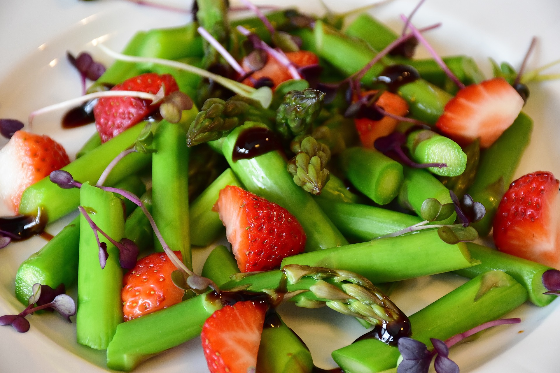 Spring is here! Try these tasty foods for better health