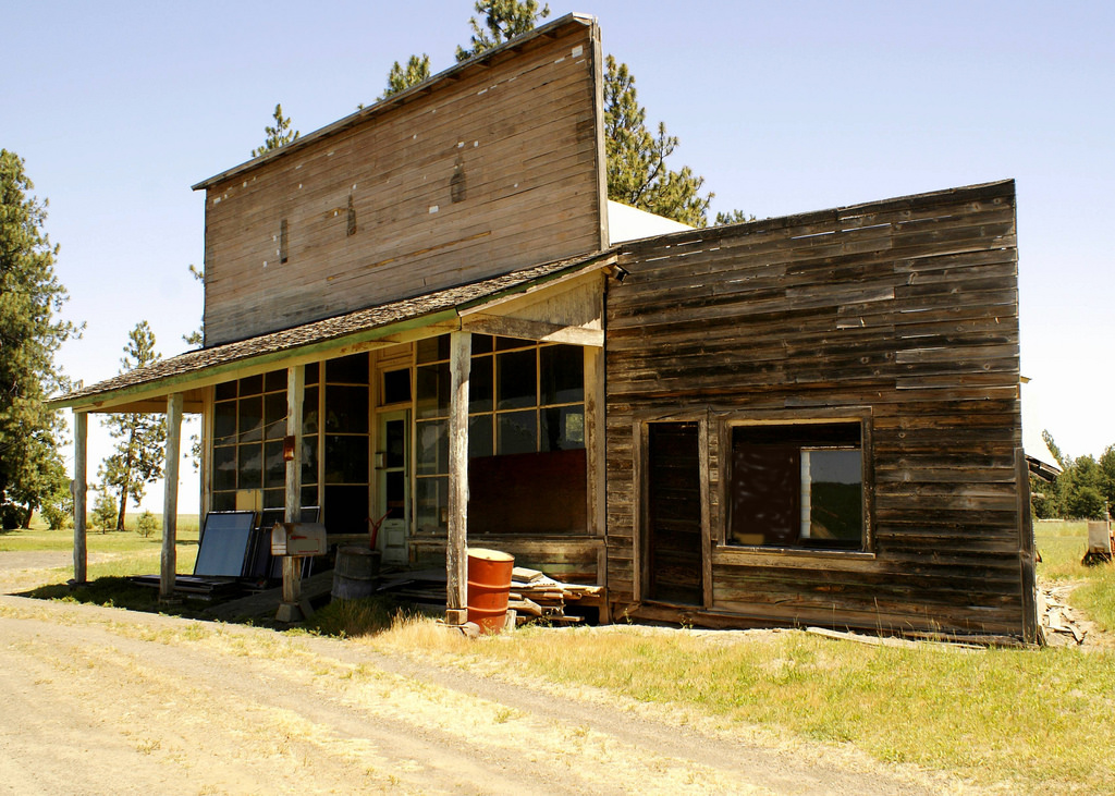 Want to experience the eeriness of Oregon Ghost towns?